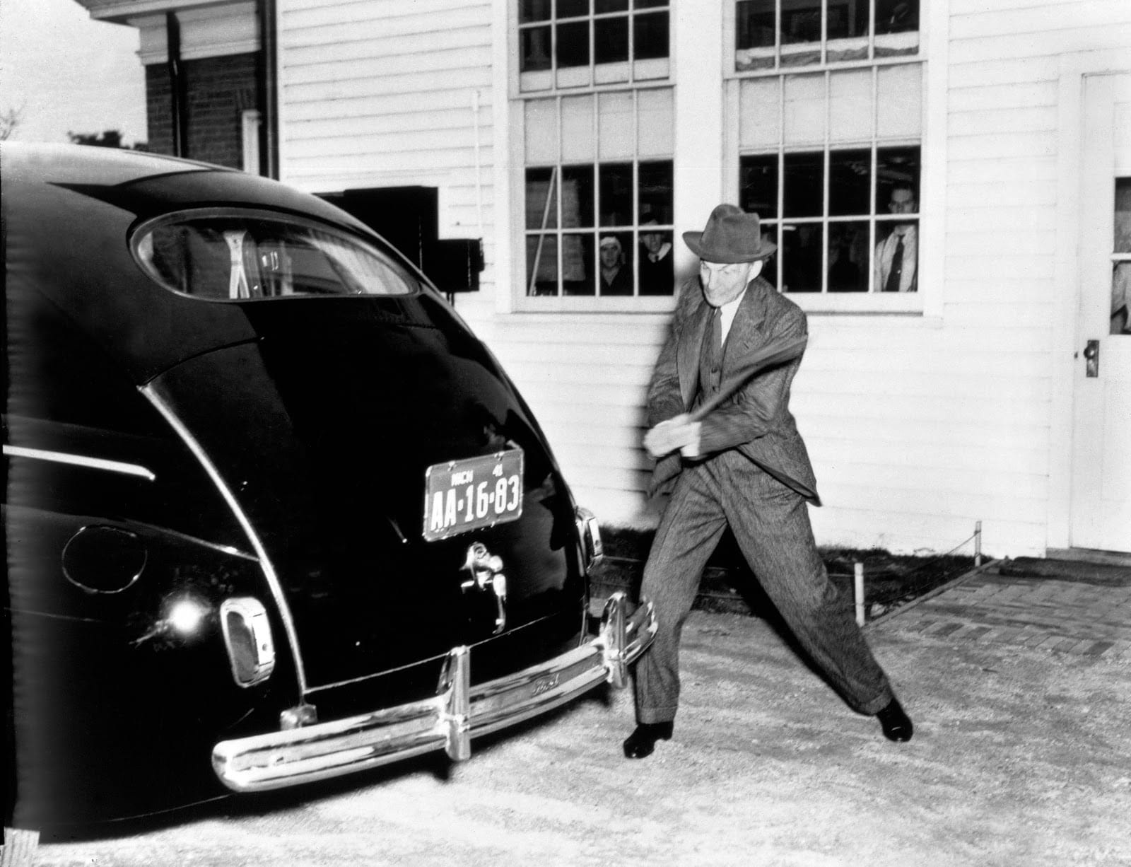 Canapa car: l'auto green di Henry Ford - CBD Therapy Delivery